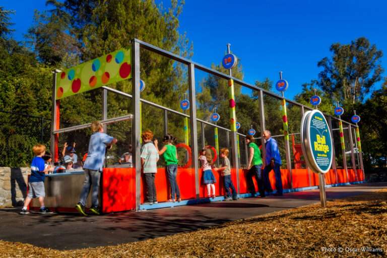 King ColorBoard® | Colorful, Environmentally Stabilized HDPE Sheet