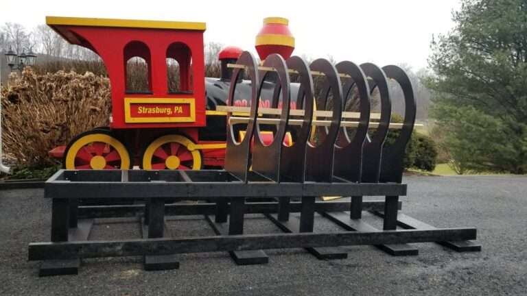 CHOO CHOO BARN'S OUTDOOR LOGO TRAIN - King Plastic Corporation